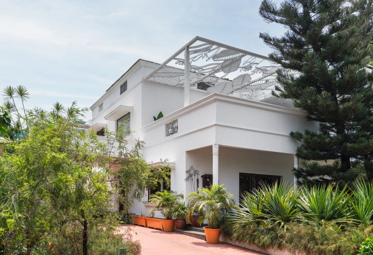 Facades enhance interior designs