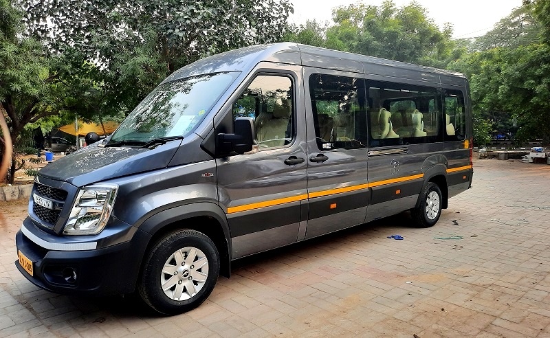 Luxury Van Rentals launched by Avis India