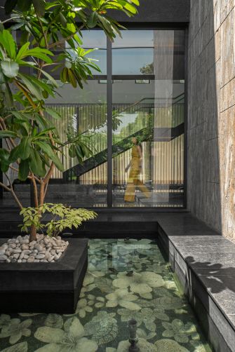 Spatial identity creation through design